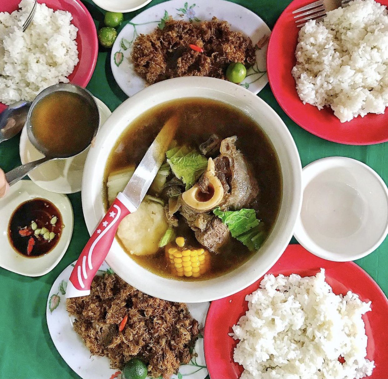Where the Locals Eat in Manila - Carinderia Culture and 5 Filipino ...